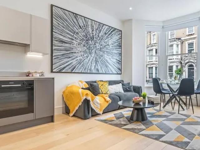 London, W14 9LX, United Kingdom | 2 bed apartment for rent #165684064 | Rentberry