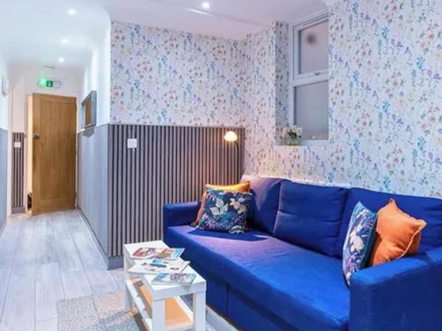 London, W14 9NL, United Kingdom | 3 bed apartment for rent #136143048 | Rentberry