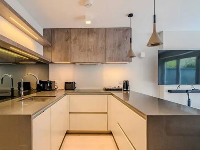 London, W11 1RF, United Kingdom | 1 bed apartment for rent #165061254 | Rentberry