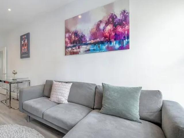 London, W11 2AT, United Kingdom | 2 bed apartment for rent #121954442 | Rentberry