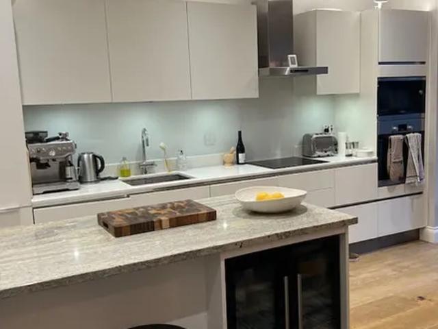 London, W11 2AZ, United Kingdom | 2 bed apartment for rent #116351779 | Rentberry