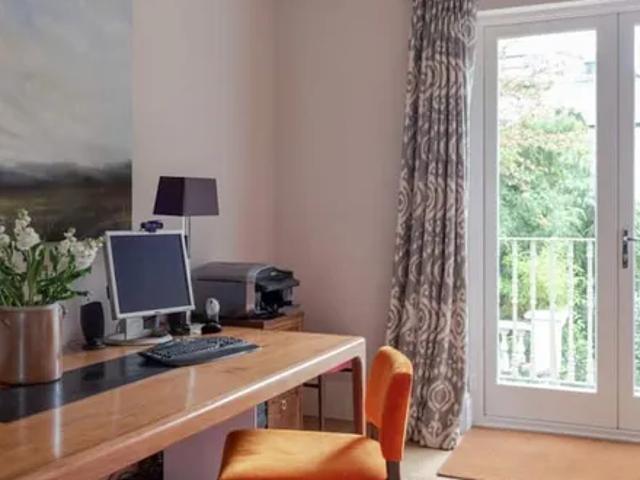 London, W11 2QY, United Kingdom | 3 bed apartment for rent #160292580 | Rentberry