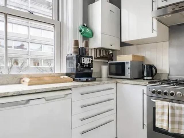 London, W11 3JE, United Kingdom | 1 bed townhouse for rent #167059077 | Rentberry