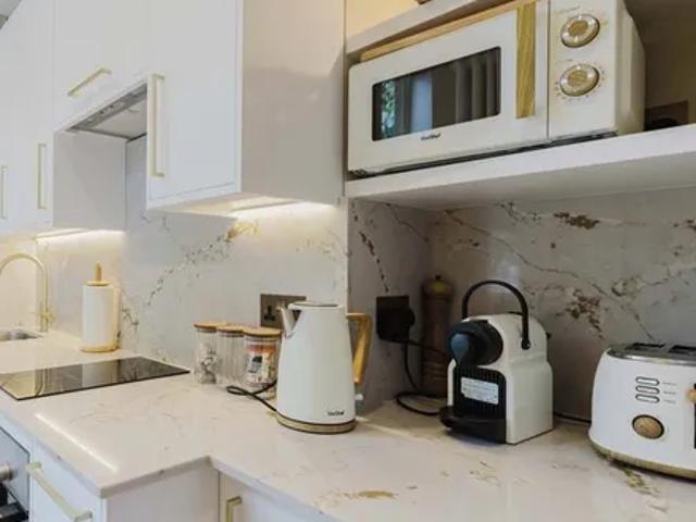 London, W11 4JF, United Kingdom | 2 bed townhouse for rent #165051467 | Rentberry