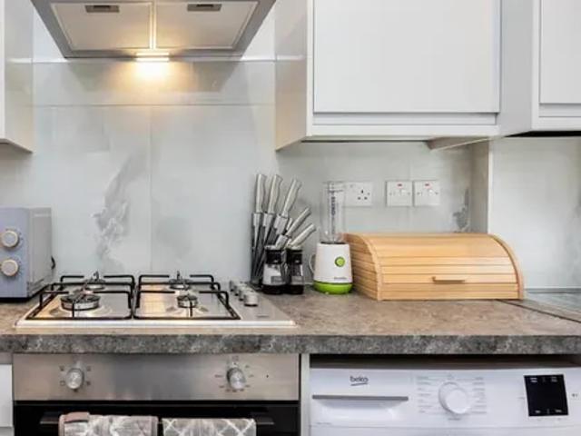 London, W12 0BW, United Kingdom | 2 bed house for rent #168023211 | Rentberry