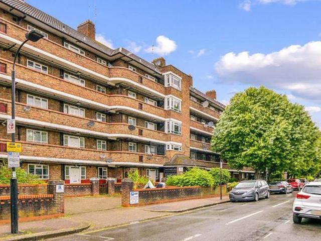London W12, 2 bed flat to rent, £2,350 pcm | PrimeLocation