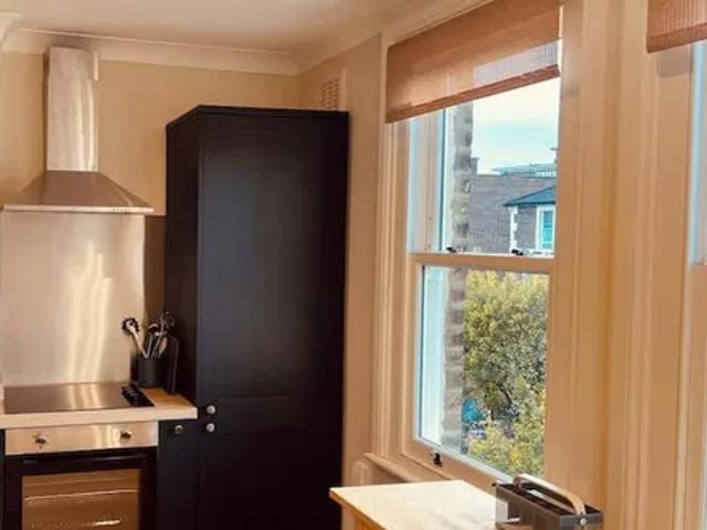 London, W12 8BJ, United Kingdom | 2 bed apartment for rent #165014517 | Rentberry