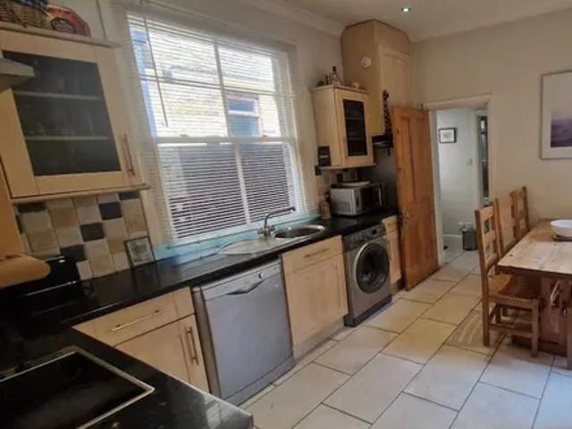 London, W13 8AA, United Kingdom | 2 bed apartment for rent #127095636 | Rentberry