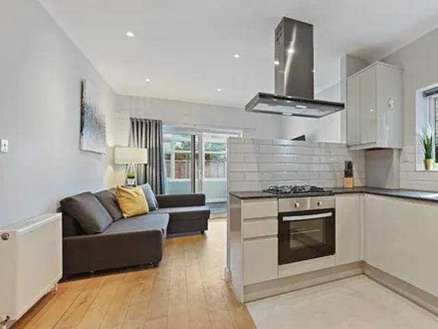 London, W13 8QW, United Kingdom | 2 bed apartment for rent #117784370 | Rentberry