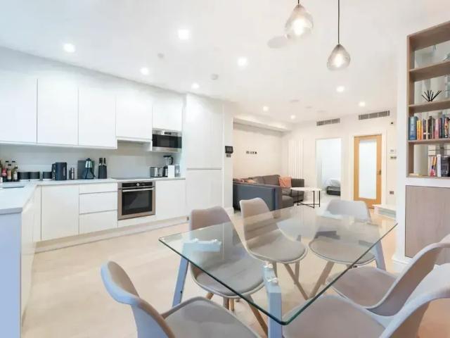 London W1T, 3 bed flat to rent, £9,533 pcm | PrimeLocation