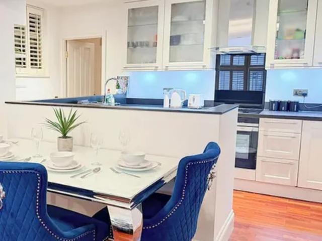 London, W1U 6BS, United Kingdom | 3 bed townhouse for rent #154388389 | Rentberry