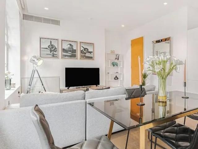 London, W1W 8DS, United Kingdom | 3 bed apartment for rent #152277170 | Rentberry