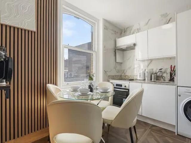 London, W1D 3DR, United Kingdom | 1 bed apartment for rent #154556326 | Rentberry