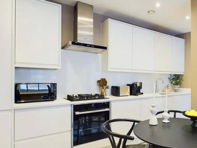 London, W1D 6QJ, United Kingdom | 1 bed townhouse for rent #97117145 | Rentberry