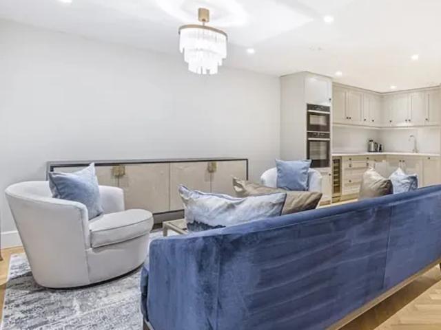 London, W1G 9SX, United Kingdom | 3 bed apartment for rent #150262452 | Rentberry