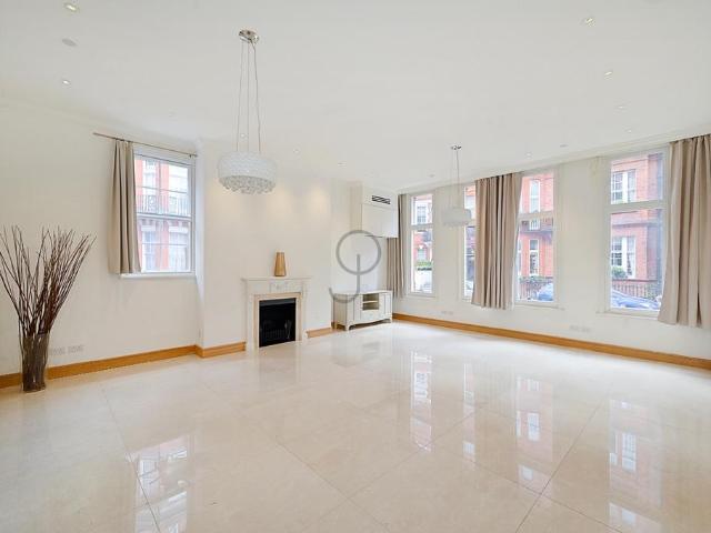 London W1K 3 bed apartment to rent £11,267 pcm £2,600 pw