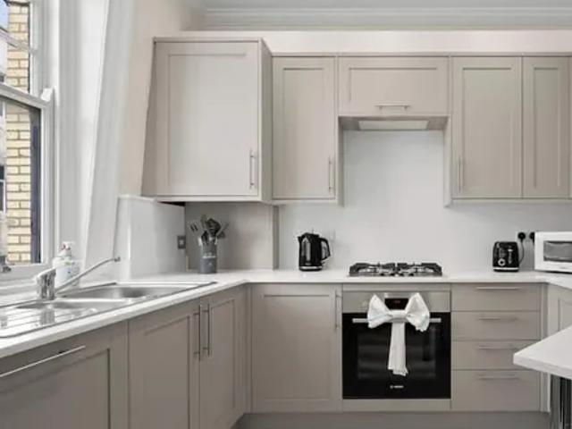 London, W1K 6JR, United Kingdom | 3 bed apartment for rent #163798897 | Rentberry