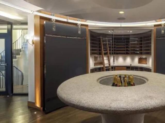 London, W1K 6PB, United Kingdom | 6 bed townhouse for rent #164715938 | Rentberry