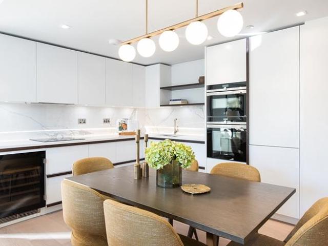London W2 3 bed flat to rent £9,035 pcm £2,085 pw