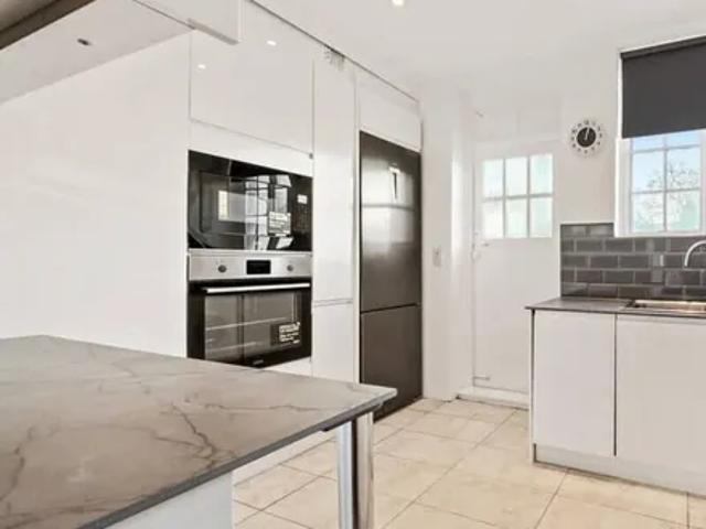 London, W2 2JH, United Kingdom | 2 bed apartment for rent #95582302 | Rentberry