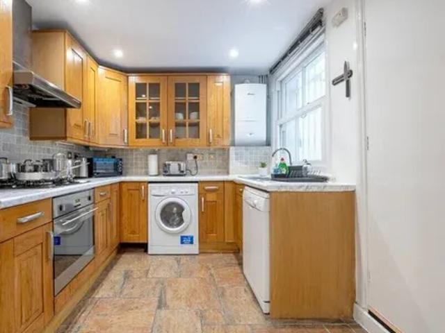 London, W3 6LP, United Kingdom | 3 bed house for rent #114316087 | Rentberry
