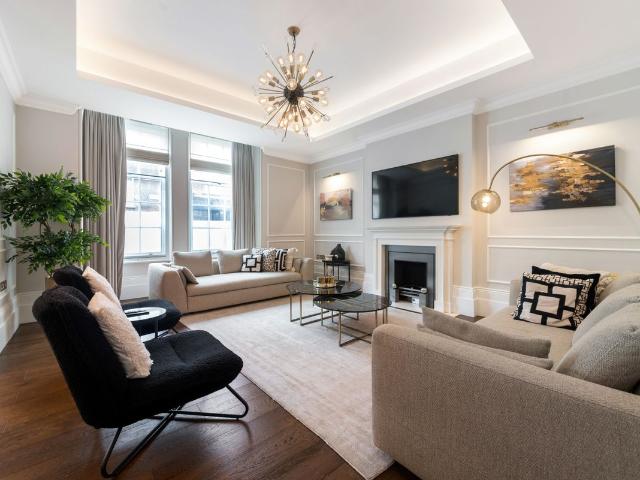 London W8, 4 bed flat to rent, £20,999 pcm | PrimeLocation