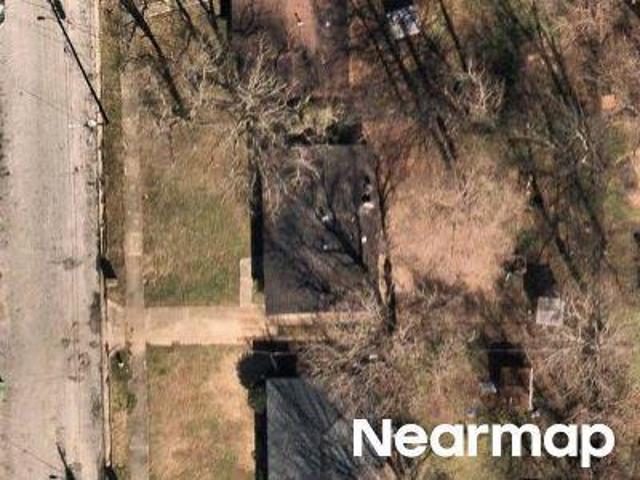 Lone Oak Dr