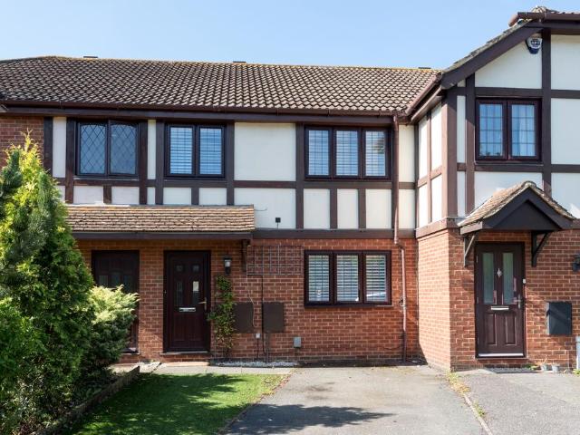 Long Meadow Close, West Wickham, BR4 3 bed house to rent £2,250 pcm £519 pw