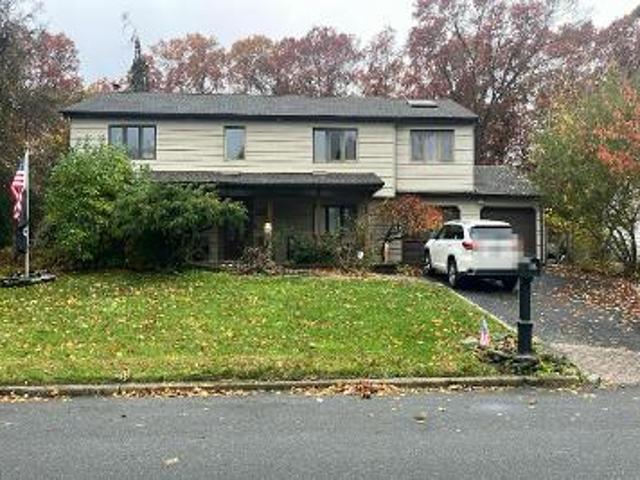Long Meadow Pl