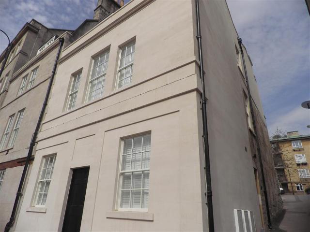 Long Acre, BATH 2 bed apartment to rent £1,475 pcm £340 pw