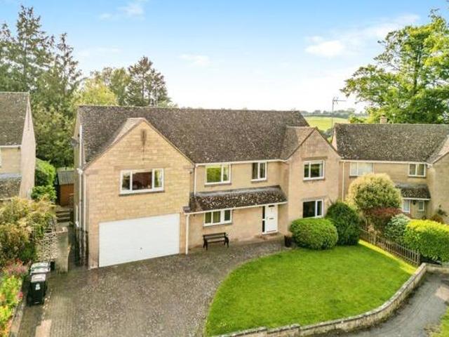Long Acre, Purton, 5 Bedroom Detached