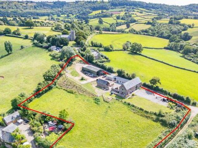 Long Barn, Church Farm, 3 Bedroom Barn