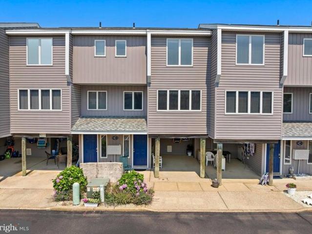 Long Beach Blvd Apt C, Long Beach, Home For Sale