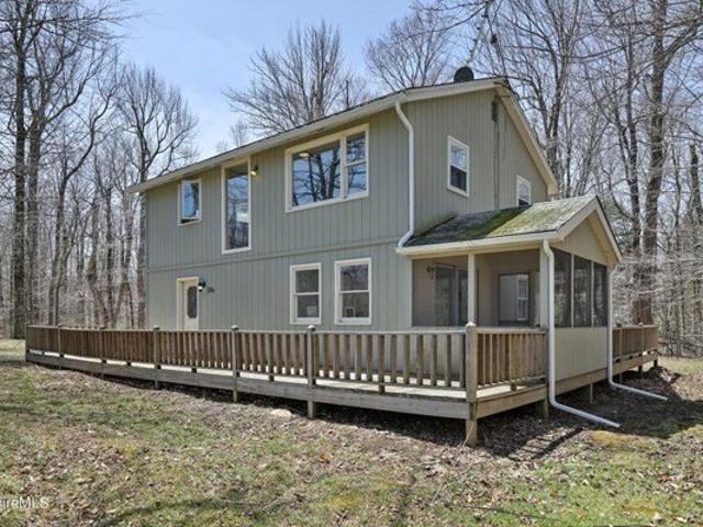 Long Bow Ln, Becket, Home For Sale