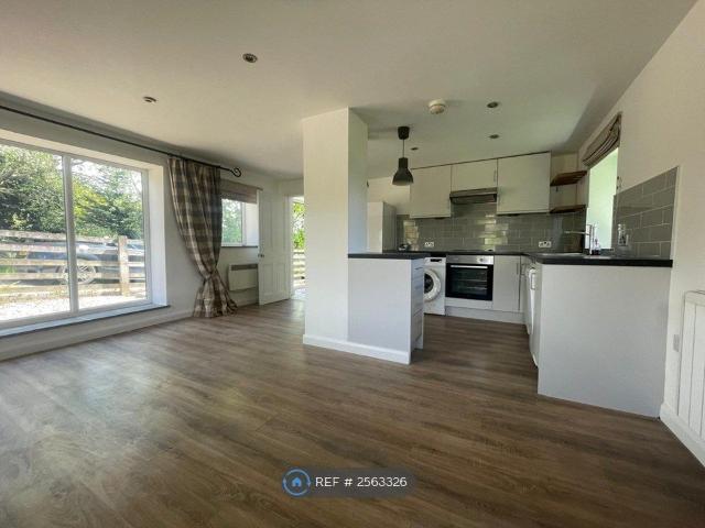 Long Causeway, Hebden Bridge HX7, 1 bed bungalow to rent, £800 pcm | PrimeLocation