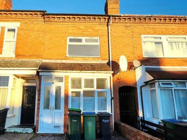Long Hyde Road, Warley Wigorn, B67 5DT, United Kingdom | 3 bed townhouse for rent #138933068 | Rentberry