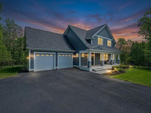 Long Hill Rd, Stratham, Home For Sale