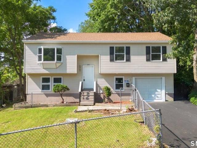 Long Hill Rd, Waterbury, Home For Sale