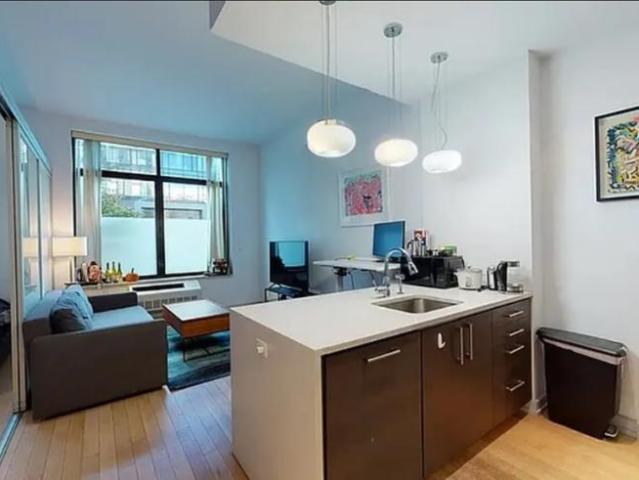 Long Island City NY 11101 103097143