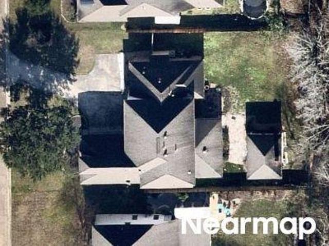 Long Lake Dr