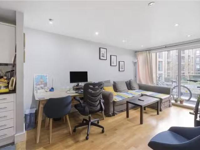 Long Lane, London, SE1 4PD