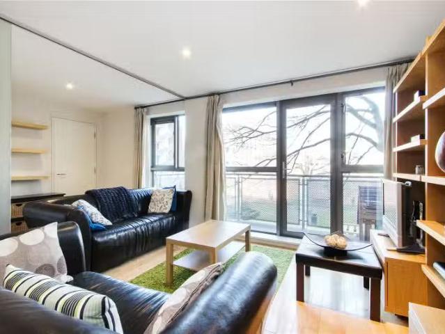 Long Lane, London, SE1 4PF