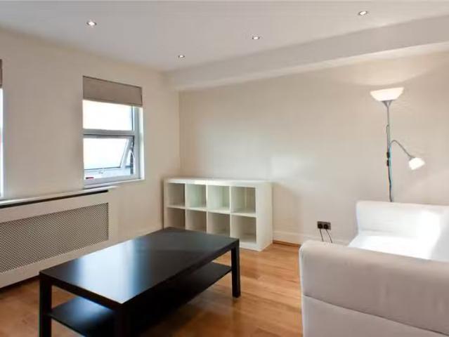 Long Lane, London, SE1 4QB