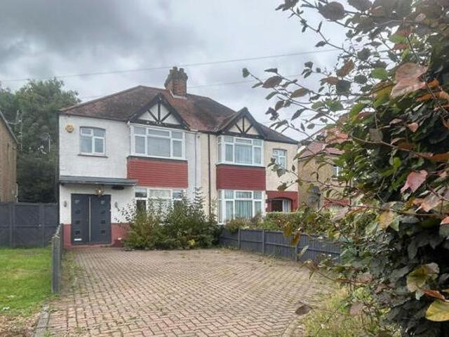 Long Lane, London, 3 Bedroom Semi detached