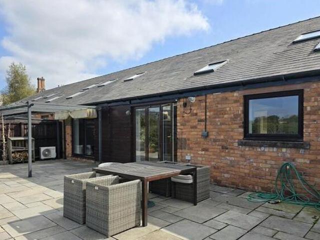 Long Lane, Wettenhall, 4 Bedroom Barn