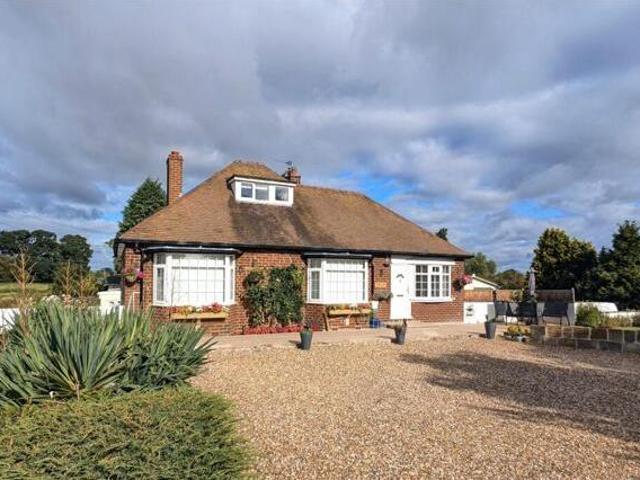 Long Lane, Tree Fields, Telford, 3 Bedroom Bungalow