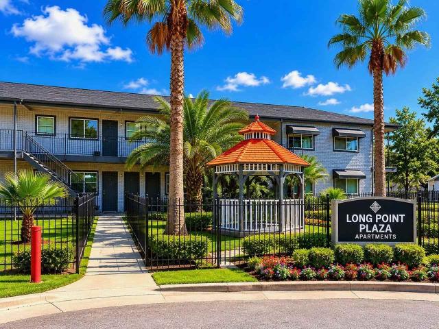 Long Point Plaza Apartments 2 Bedroom Apartment for Rent at 1742 Woodvine Dr, Houston, TX 77055 Spring Branch East