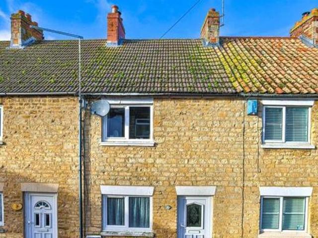 Long Row, Woodford, 2 Bedroom Terraced