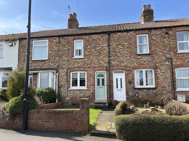 Long Street, Easingwold, York YO61, 1 bed cottage to rent, £750 pcm | PrimeLocation