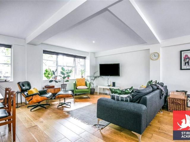 Long Street, London, E2 3 bed apartment to rent £4,750 pcm £1,096 pw